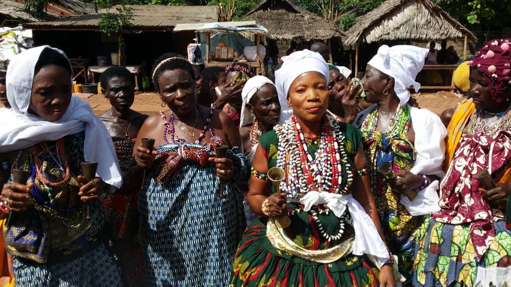 Fête internationale des religions endogènes au Bénin - Symbole de l'amitié